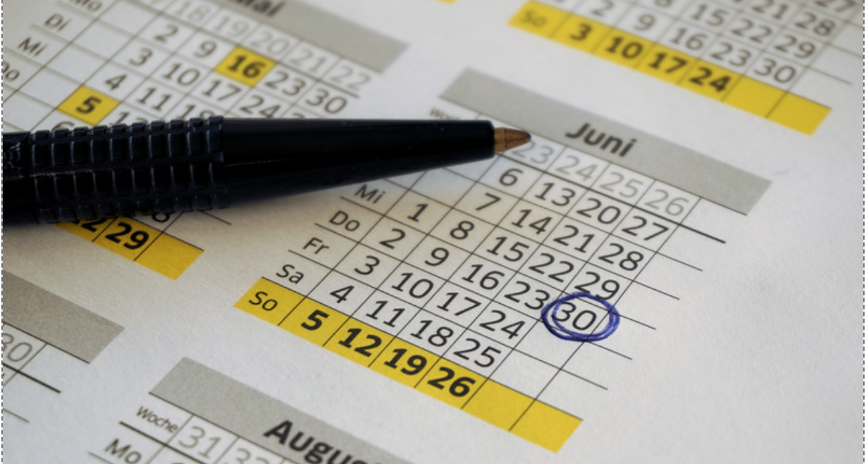 How To Change Date Format In Laravel And JQuery UI DatePicker